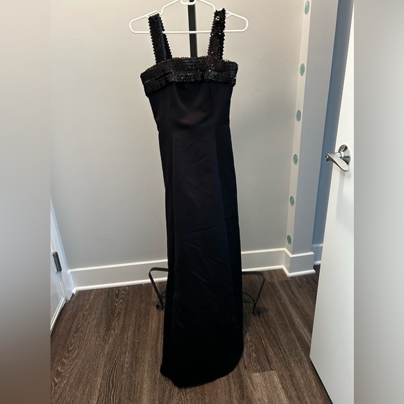 Urban Girl Nites | Dresses | Urban Girl Nites Gown Evening 34 Dress ...